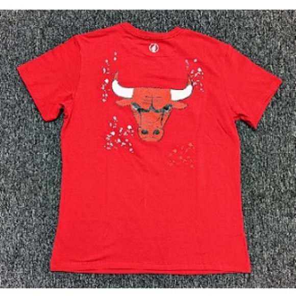 Fisll | Shirts | Chicago Bulls Crew Neck Short Sleeve Splatter Tshirt ...